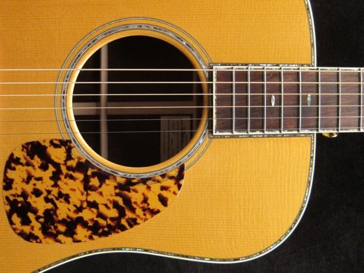 The BEST Guitar Strap Locks - Acoustic Life