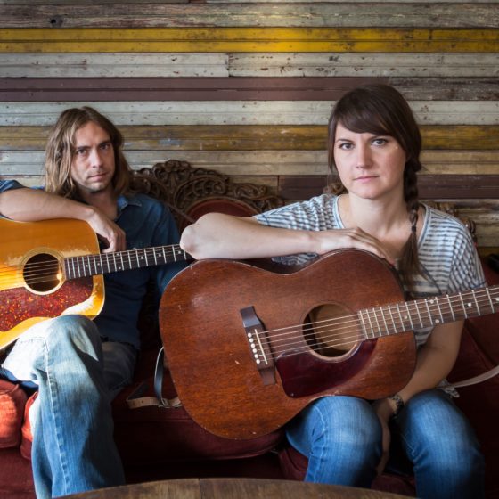 Acoustic Life - Acoustic Guitar Geeks, Unite!