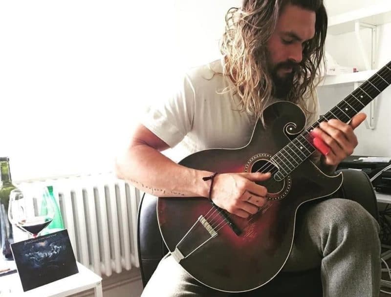 5 Female Blues Guitarists You Need to Know - Acoustic Tuesday #126